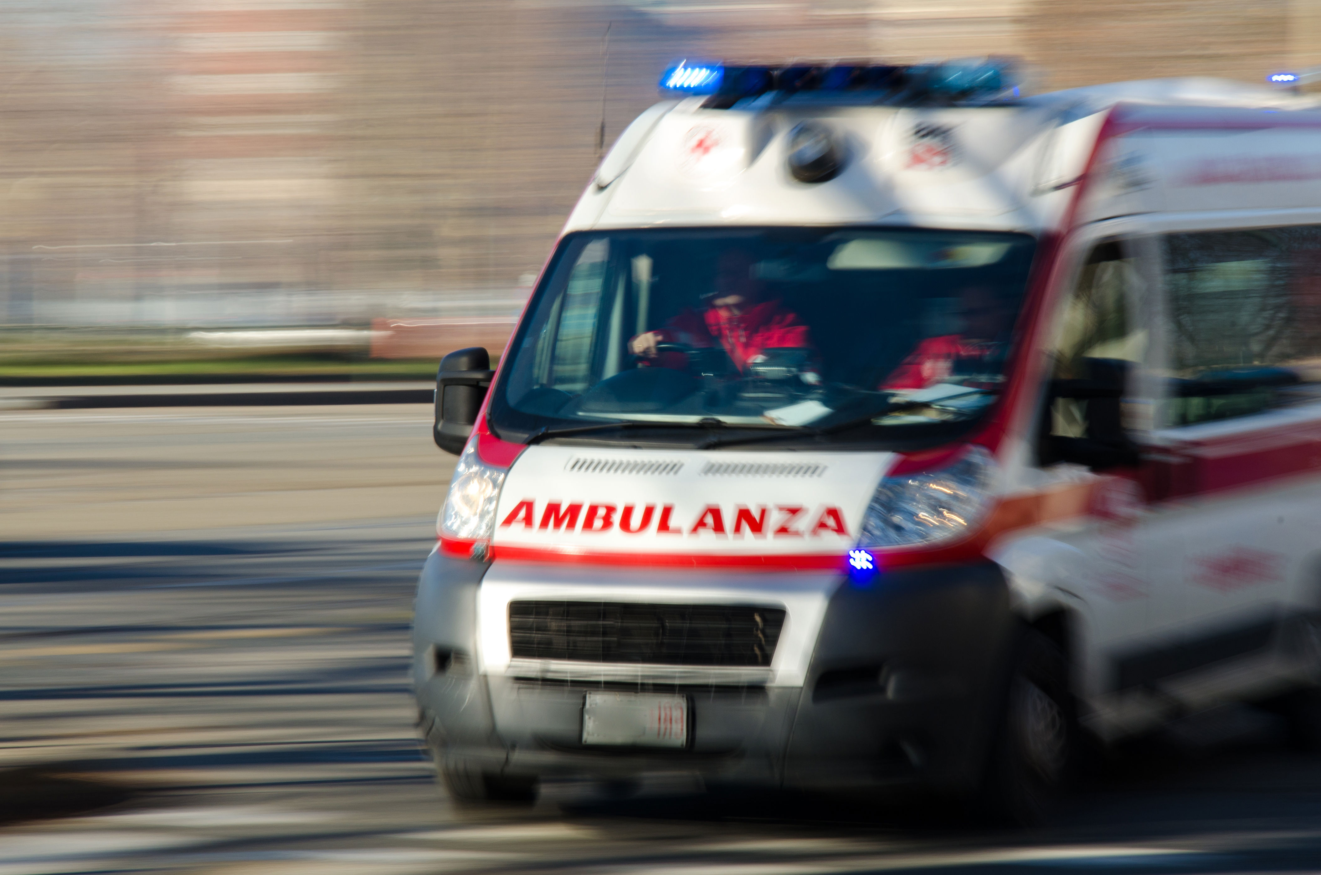 Cinque ragazzi coinvolti in un incidente: due sono morti, erano ...