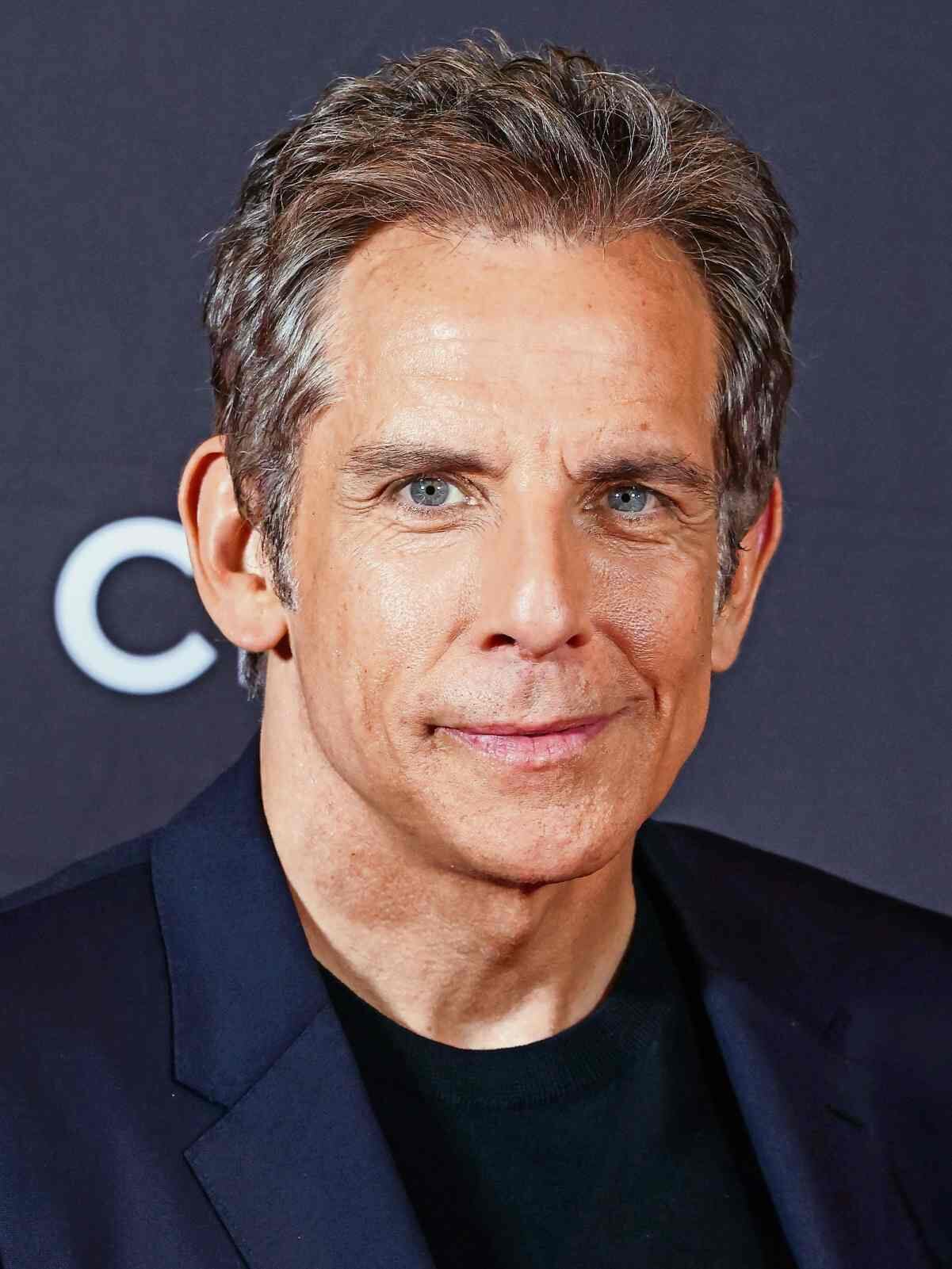 Ben Stiller, lejos de la comedia y cerca de sus padres