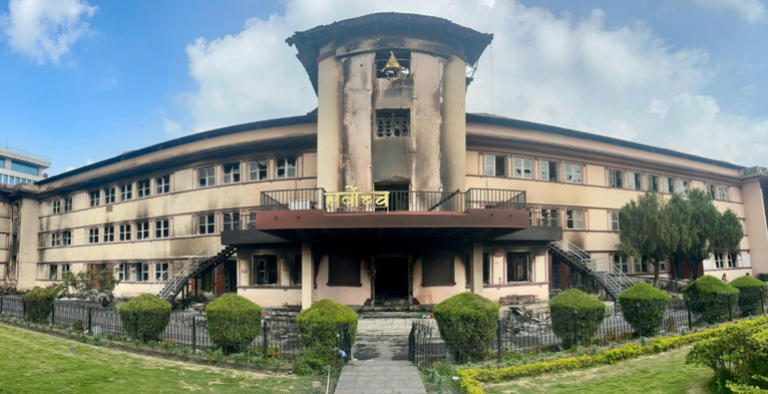 Writ petitions presented at Supreme Court against House dissolution