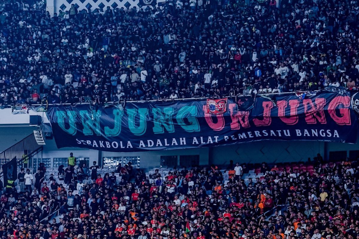 Jelang Laga Persebaya vs Persija: Tunjukkan Persaudaraan Bonek dan ...