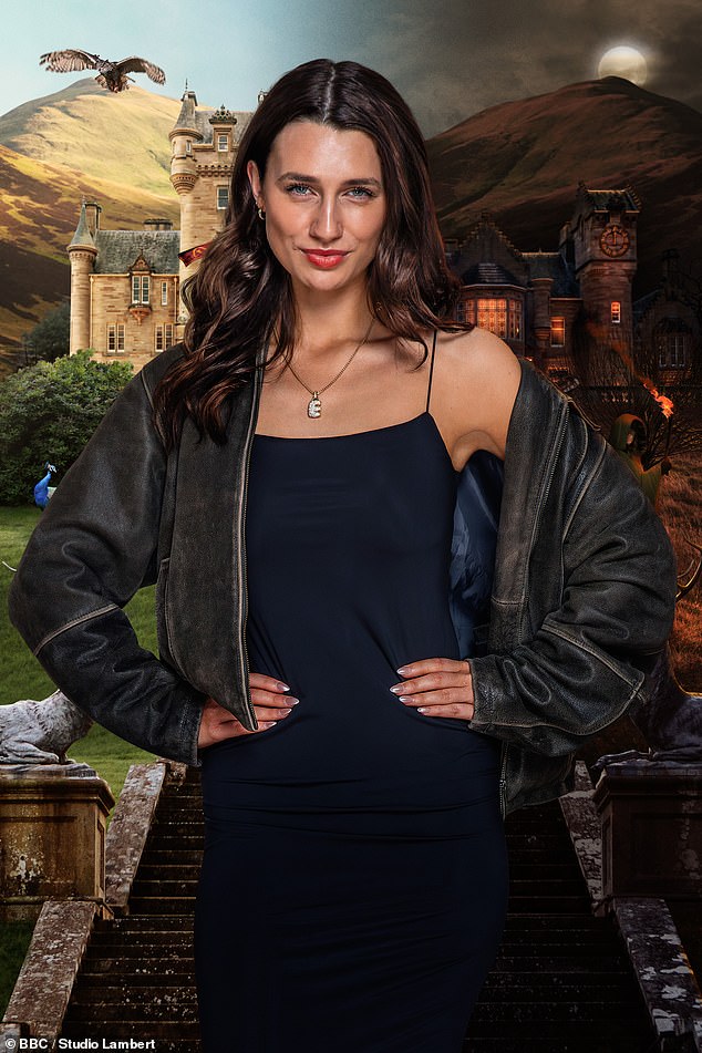 The Traitors star Elen reveals she has two wombs and two cervixes as ...