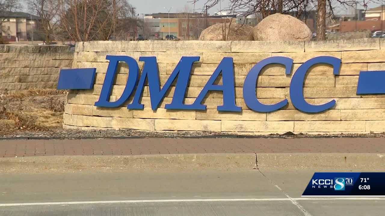 DMACC board approves extended presidential search process