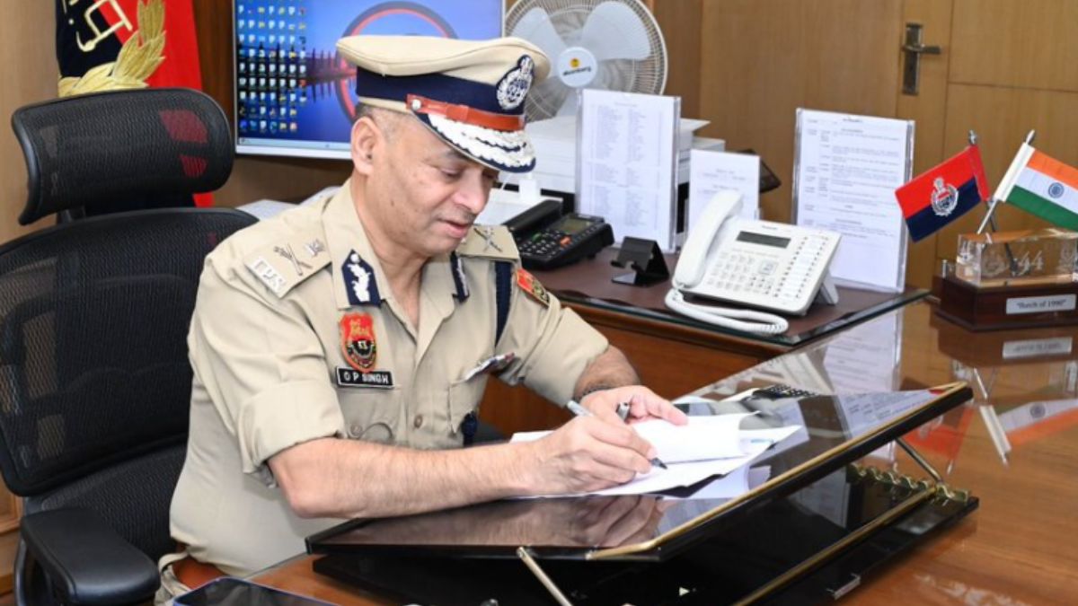 IPS Officer O P Singh Assumes Charge As Acting Haryana DGP Amid Puran ...