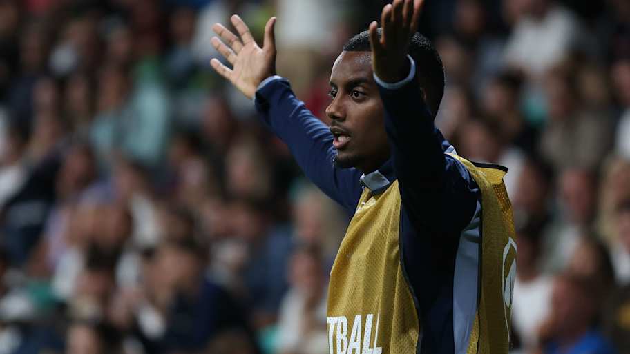 Alexander Isak Unleashes Frustrations With Expletive Rant