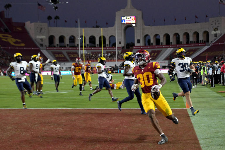 An injury will force USC to start a walk-on at a key position against ...
