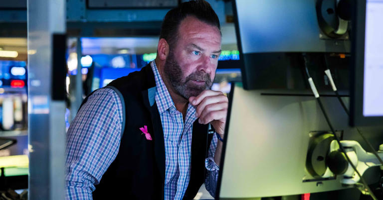 Global bonds rally as fresh trade tensions send investors flocking to ...