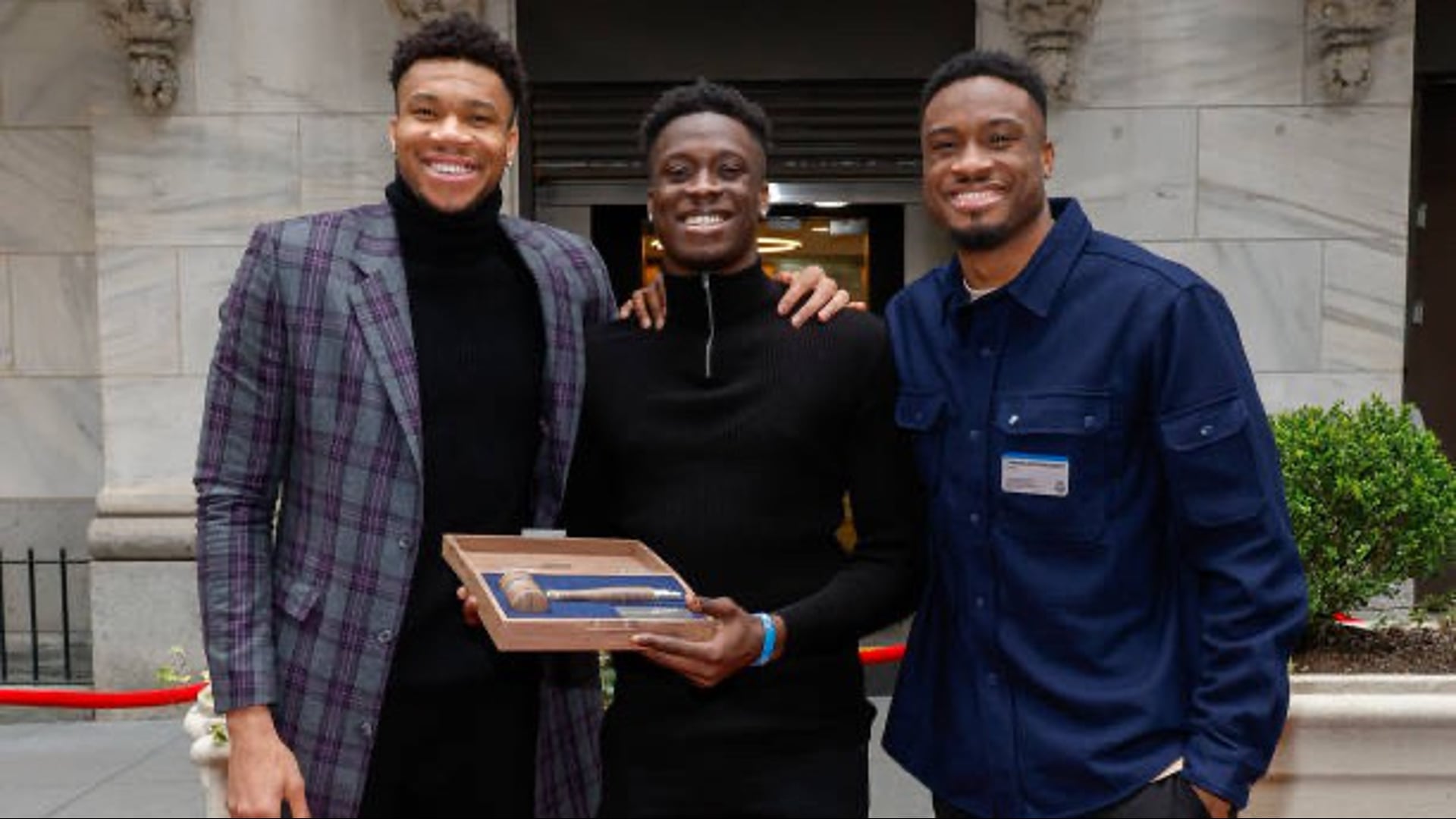 Bucks Sign Alex Antetokounmpo To Historic Two-Way Deal