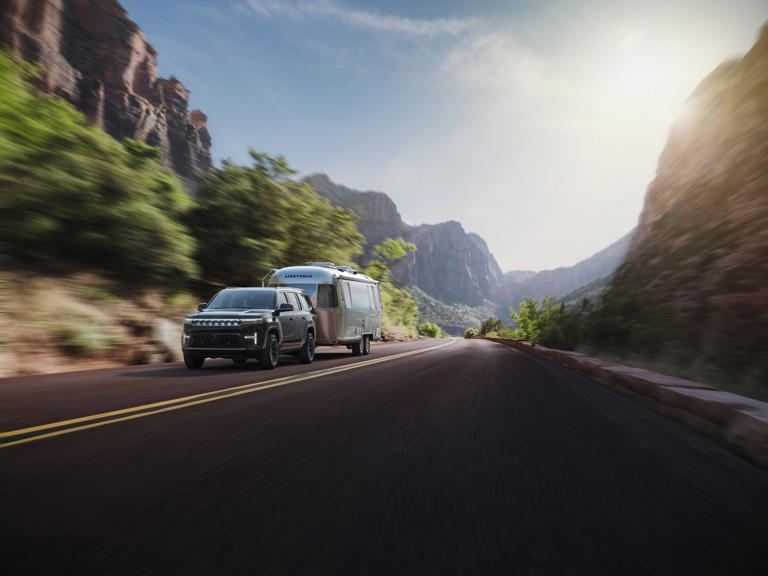 Jeep’s Wagoneer Is Dead. Long Live The Overhauled 2026 Grand Wagoneer