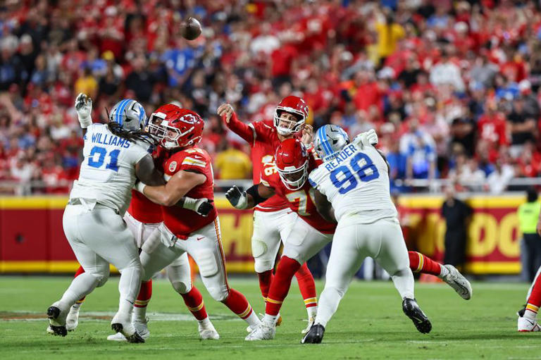 Patrick Mahomes message to Aidan Hutchinson was to the point after late ...