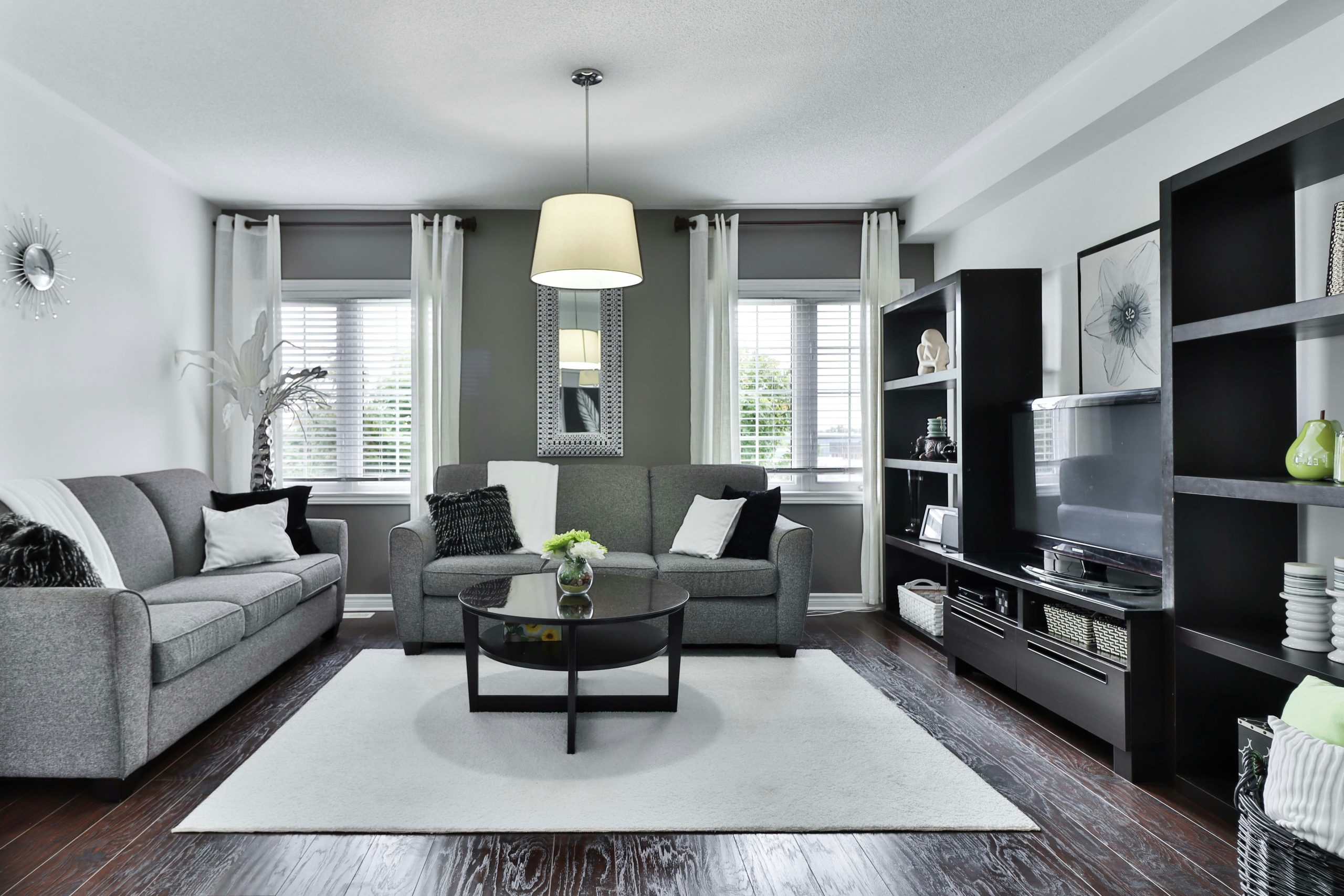 Neutral color palettes that feel timeless