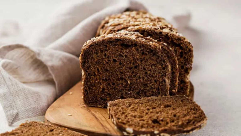 5 Everyday Foods That Might Secretly Contain Hidden Maida