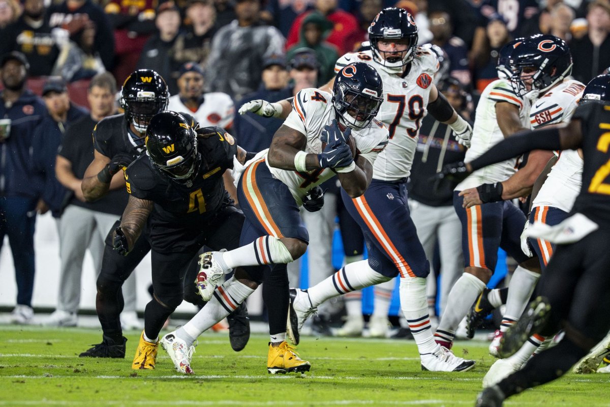 NFL: Chicago Bears defeat Washington Commanders