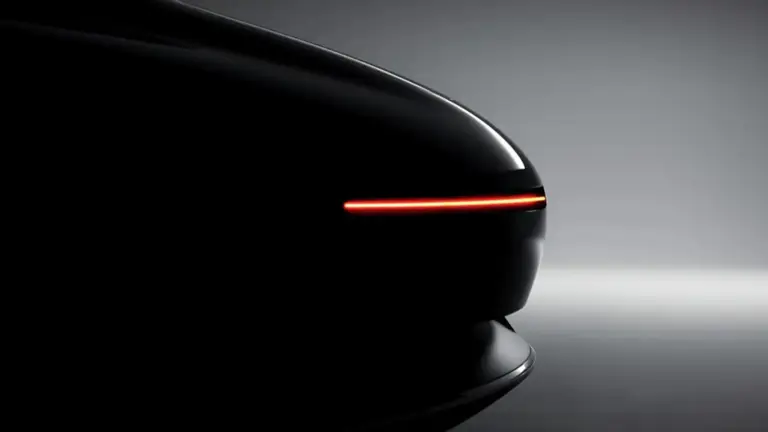 Mercedes-Benz onthult nieuwe conceptwagen waar zelfs Batman jaloers op ...