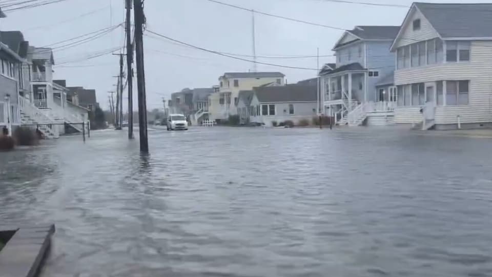 Nor'easter hits US: At least 3 dead, travel woes affect Northeast ...