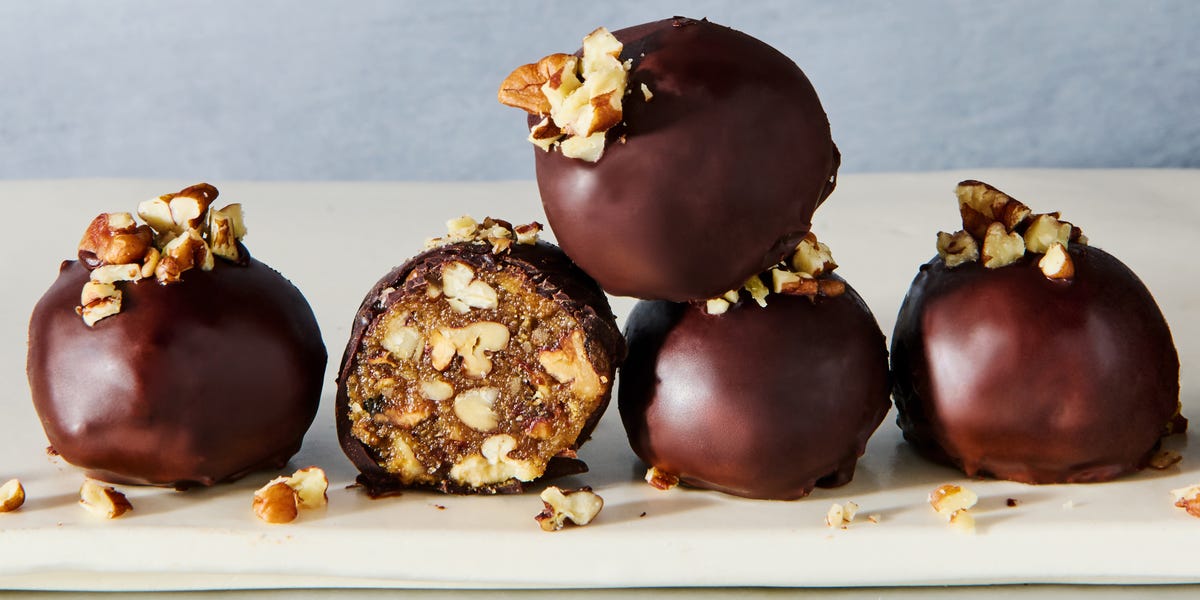 Skip The Pie Crust—Make My No-Bake Pecan Pie Truffles Instead