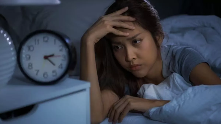 What deficiency causes sleeplessness? What should you do if you can't ...