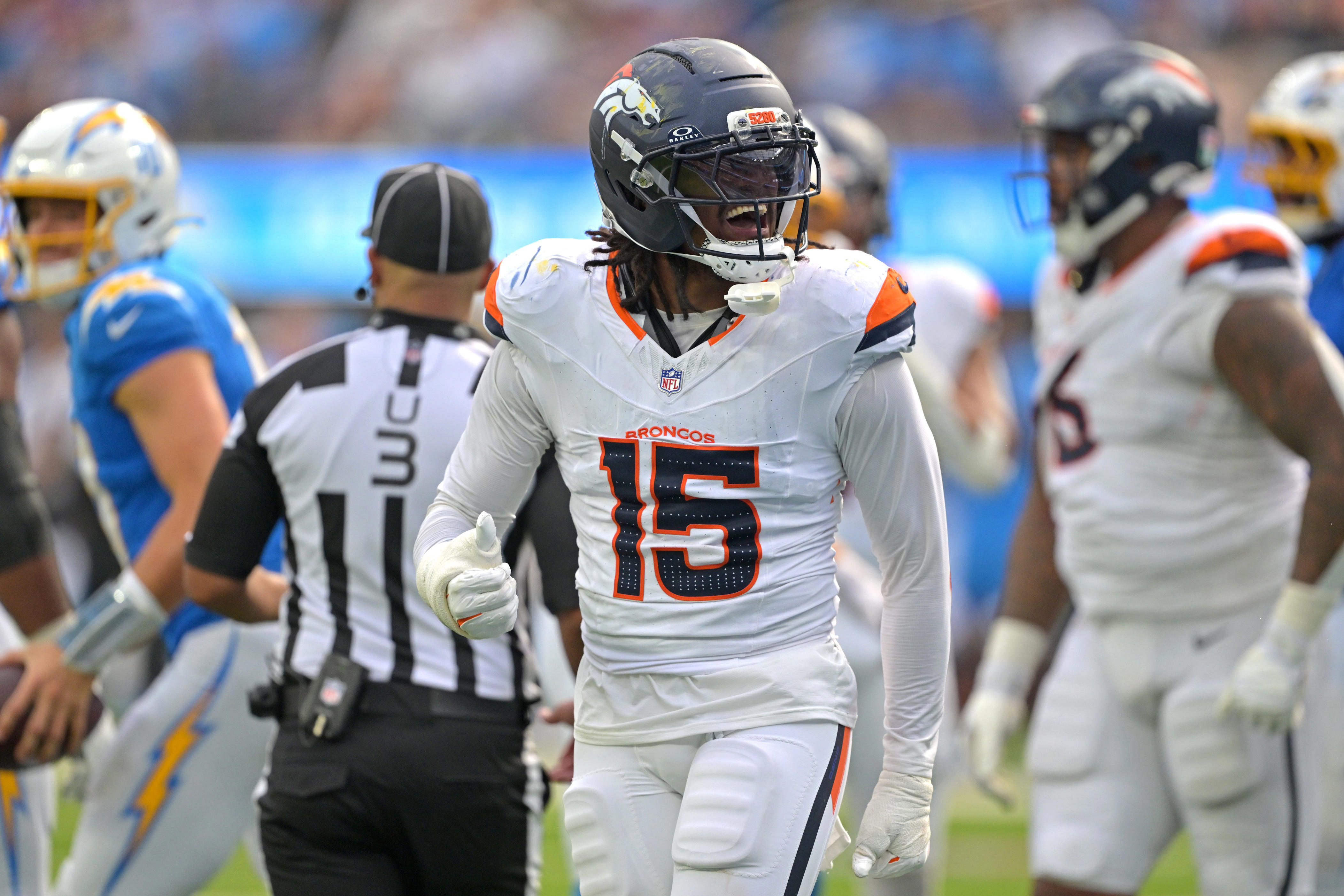 Andrew Thomas vs. Nik Bonitto: Giants LT braces for Broncos blitz