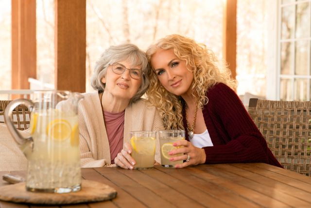 Little Big Town's Kimberly Schlapman Shares the 'Heartbreaking' Reason ...