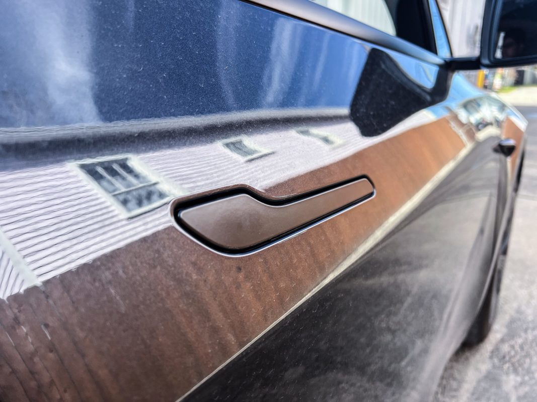 US lawmaker proposes legislation addressing Tesla-style door handles
