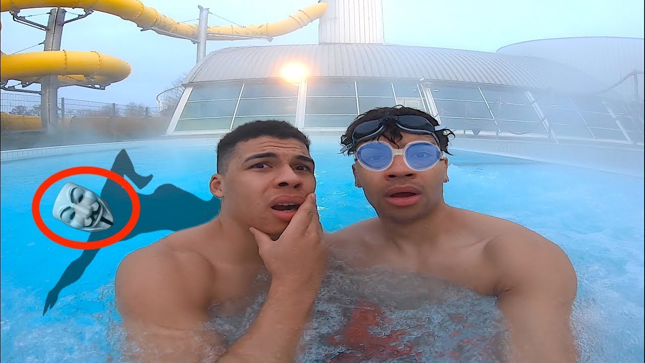 Game Master jagt uns im Schwimmbad 😱 | Kelvin & Marvin