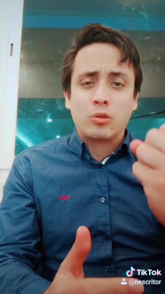 #política #español #diccionario #viral