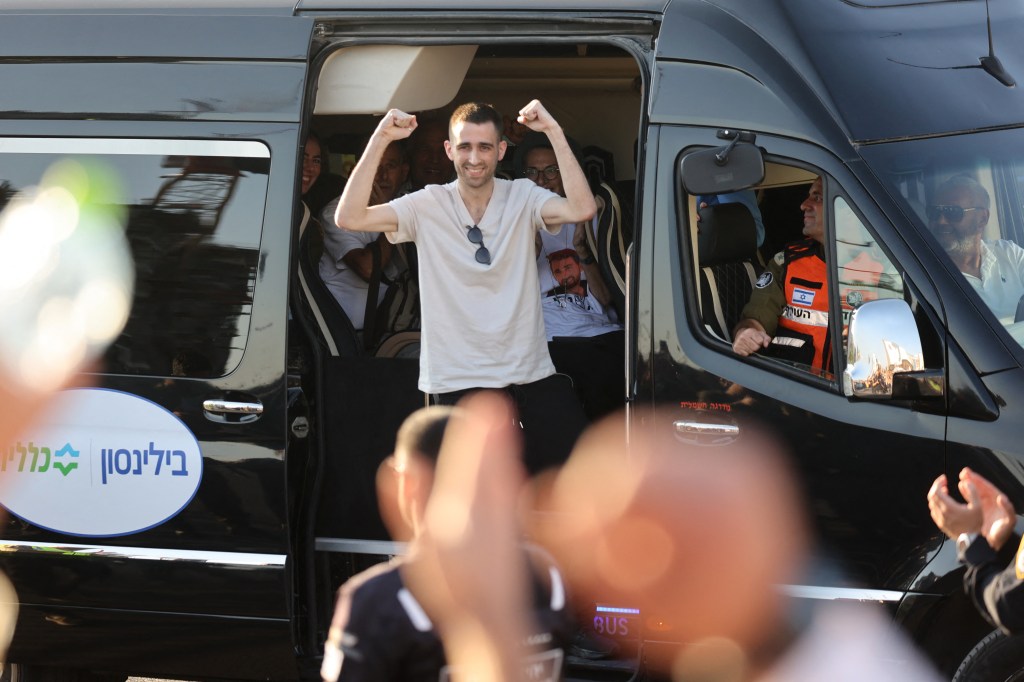 Freed hostage Noa Argamani celebrates reunion with boyfriend Avinatan ...