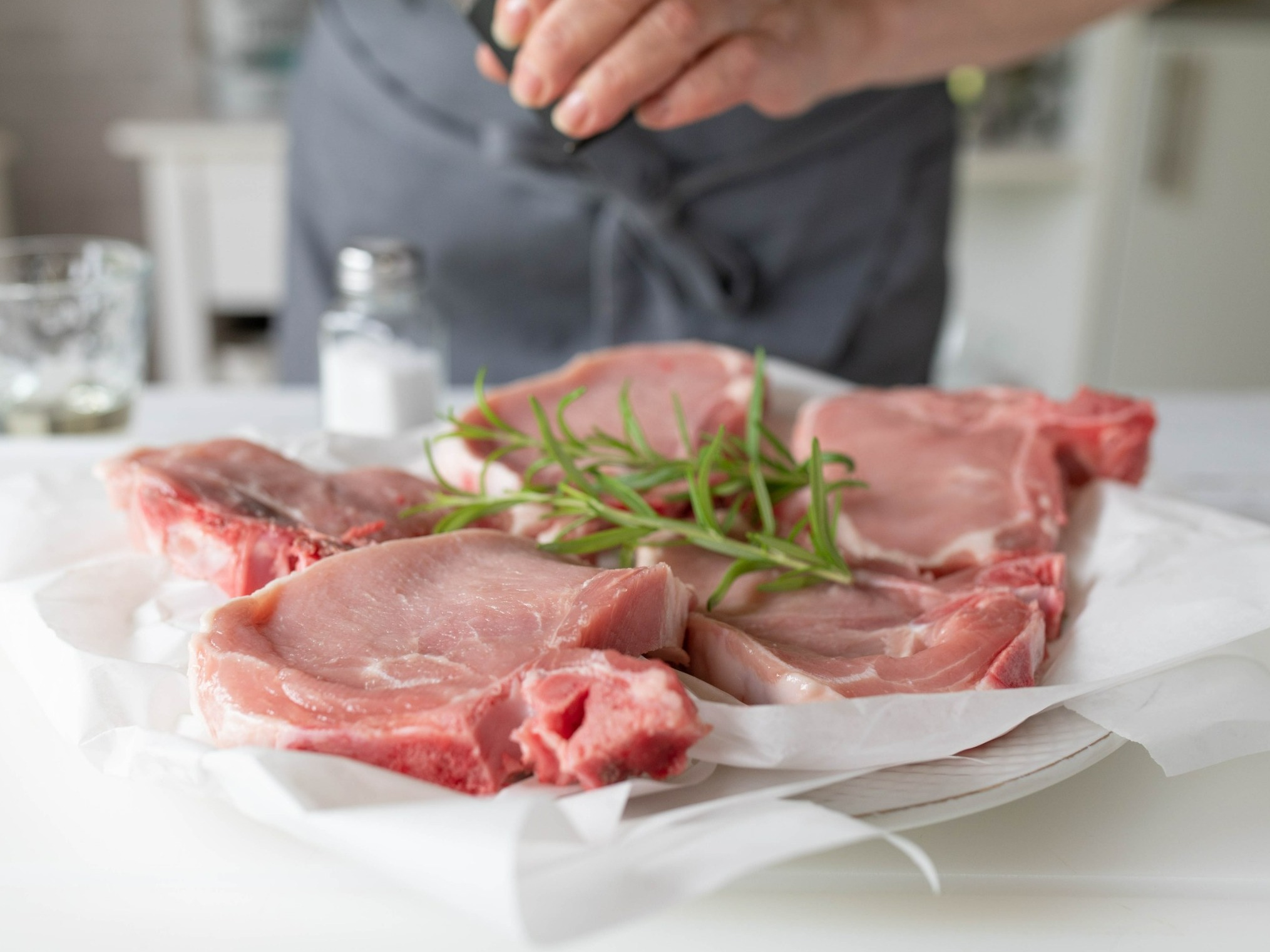 Przed smażeniem schabowe marynuję sposobem ciotki Jadzi. Te od Gessler poszły w odstawkę