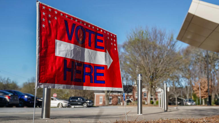 Georgia primary early voting breaks first-day records