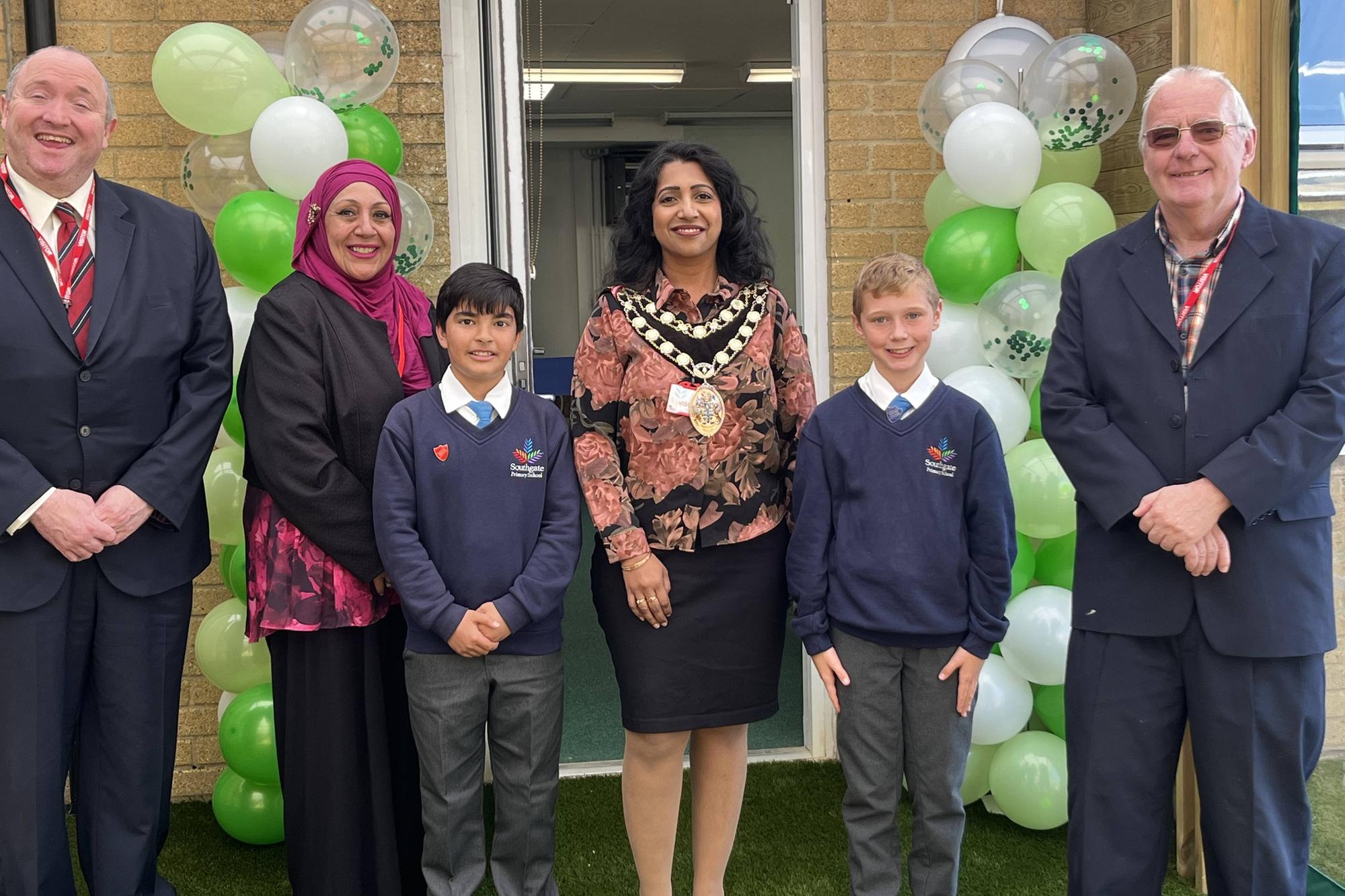 Crawley primary school shows off refurbished library