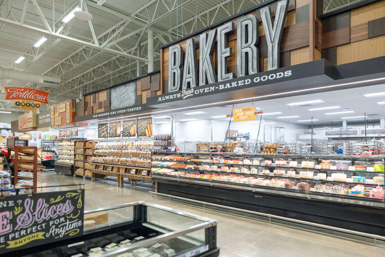 H-E-B to upgrade tortilla room at one of its first stores in North Texas