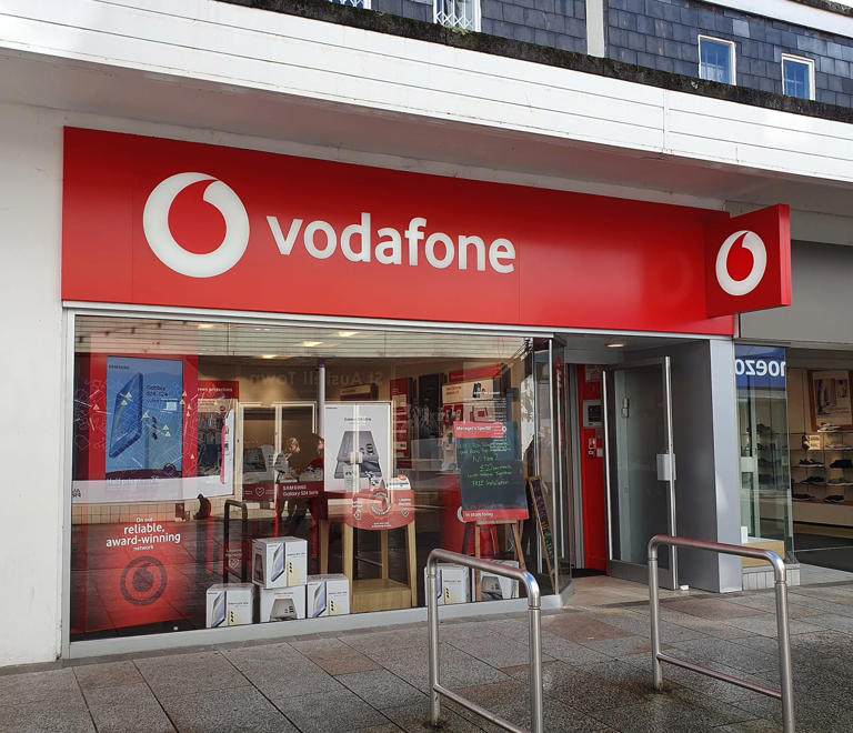 Is Vodafone Still Down? Here's Why Brits Lost Access to the Service ...