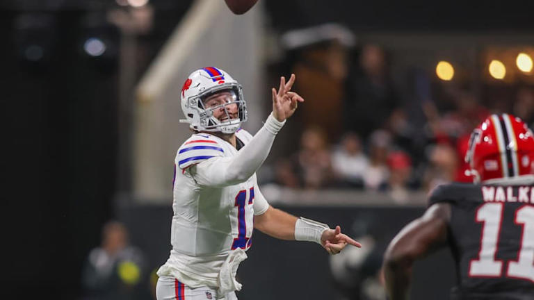 Josh Allen provides clarity on apparent injury sustained during Bills ...