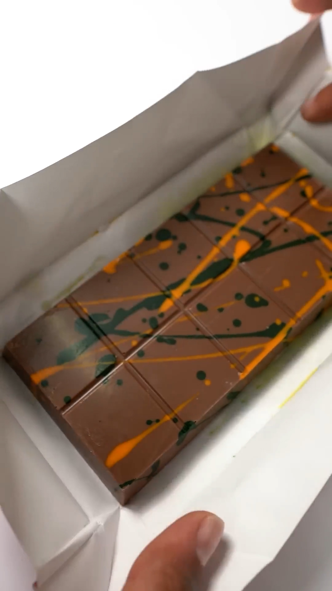Trying Dubai’s Viral Chocolate Bar in Indonesia