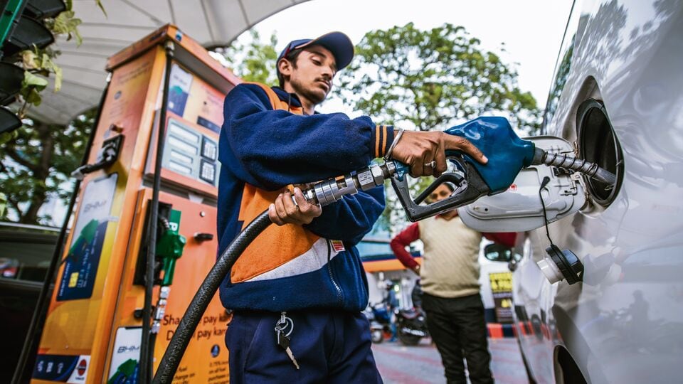 Losing car mileage with E20 fuel? Try these 6 fuel-saving tips