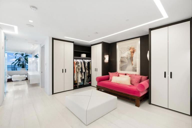 Splashy Bal Harbour condo sells for a record-breaking $30.5M