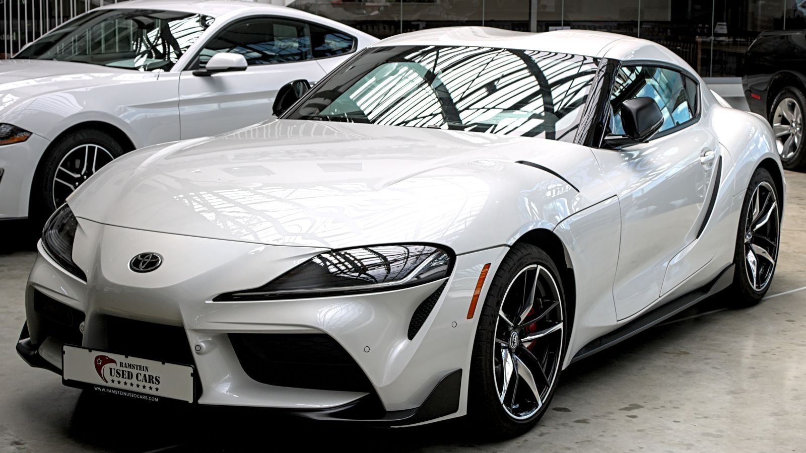 8 modern Japanese muscle cars that bring the heat