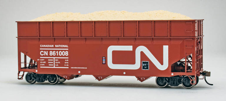 Athearn HO wood-chip hopper