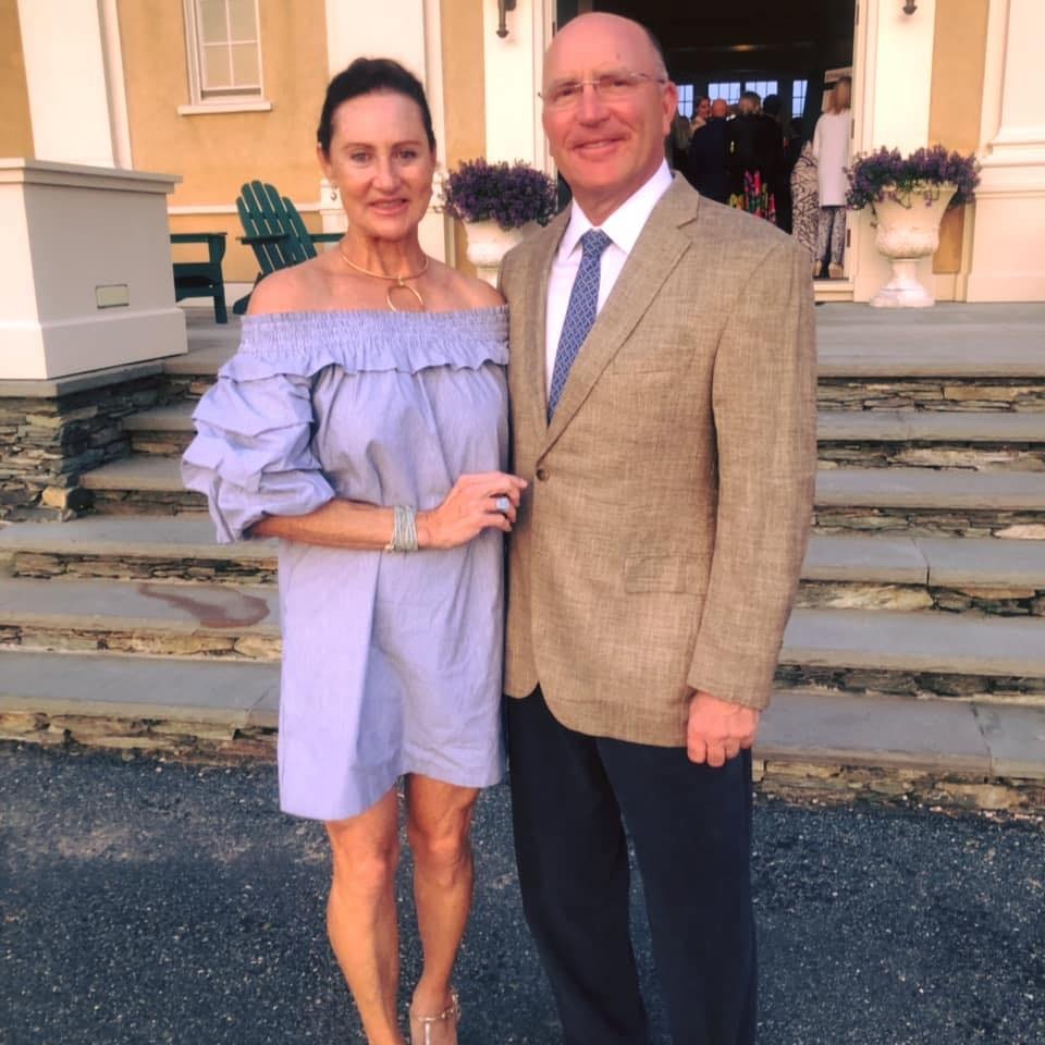 Married couple ID’d as 2 killed in plane that crashed on highway — as ...