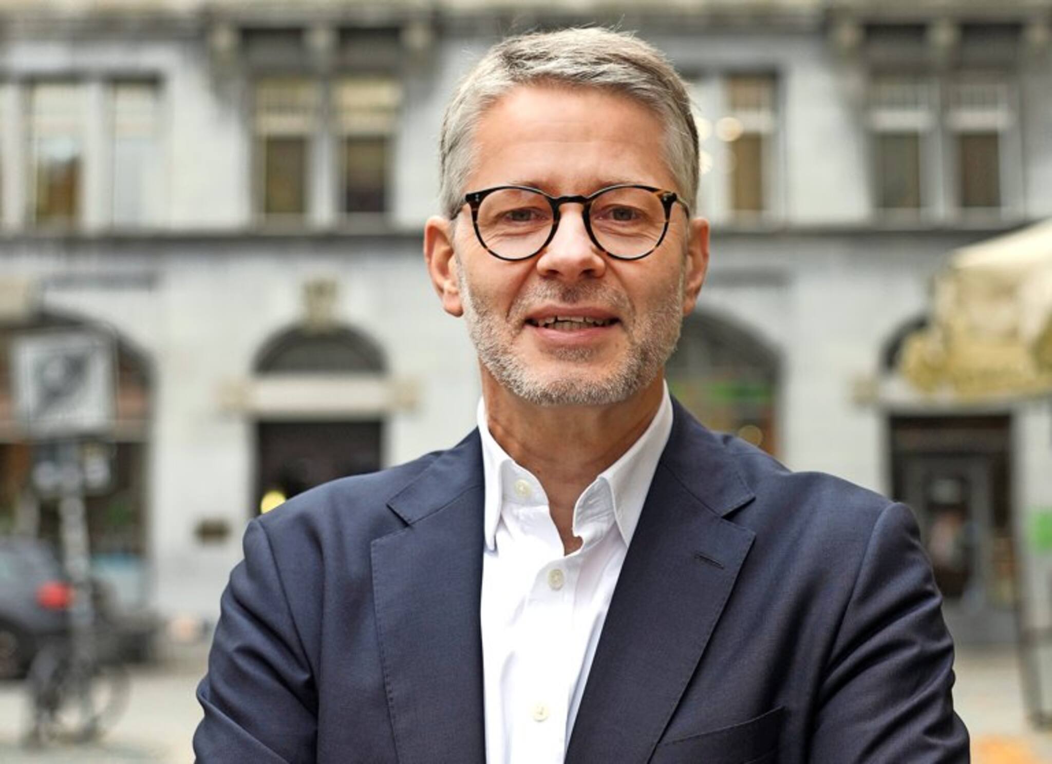 „Beeindruckender Brückenbauer“ – so reagieren Politik und Kirche auf ...