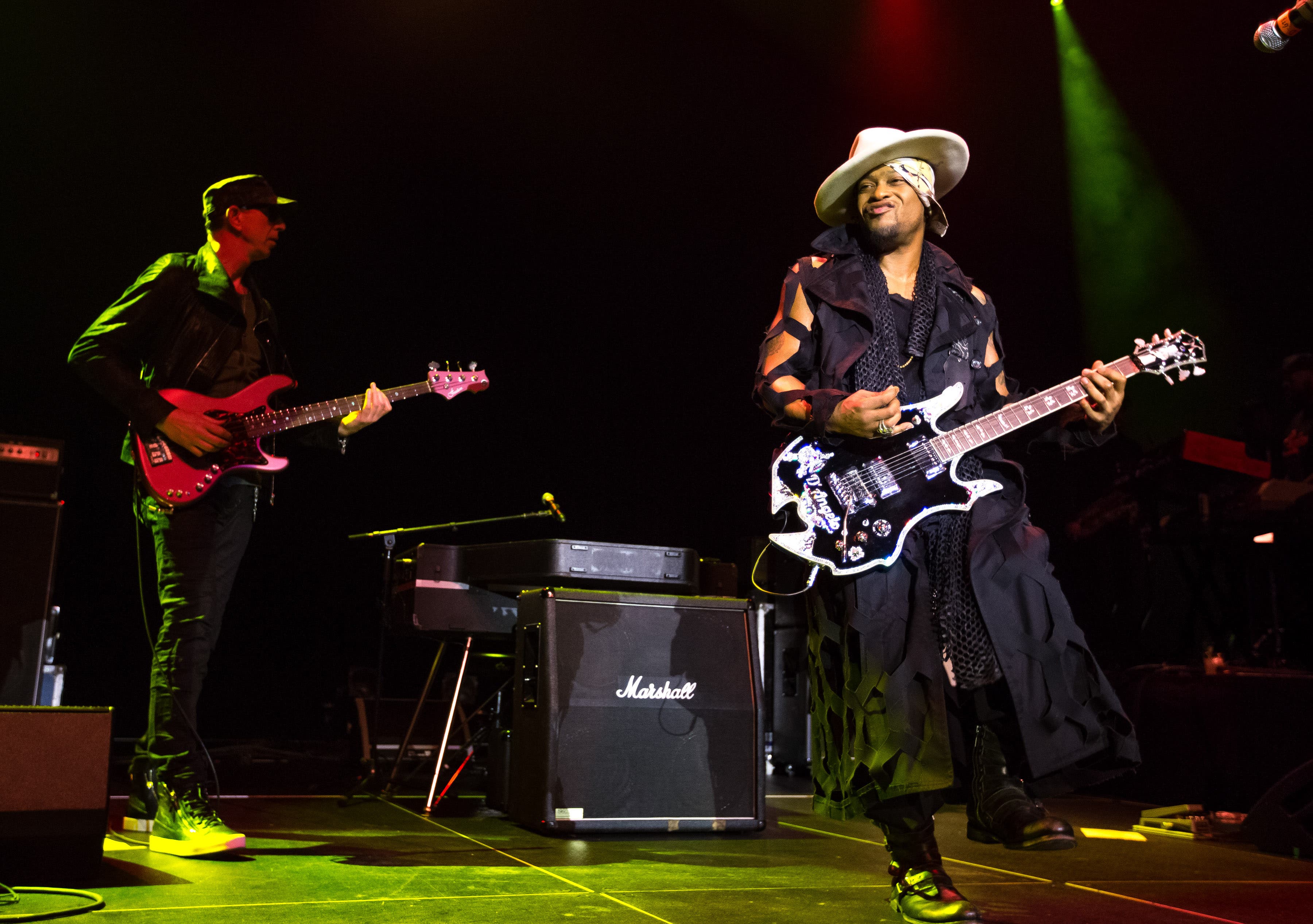 R&B singer D’Angelo dead at 51: Report