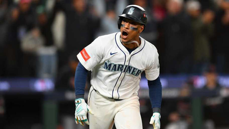 Jorge Polanco Notches Insane MLB First In Mariners' Trouncing Of Blue Jays
