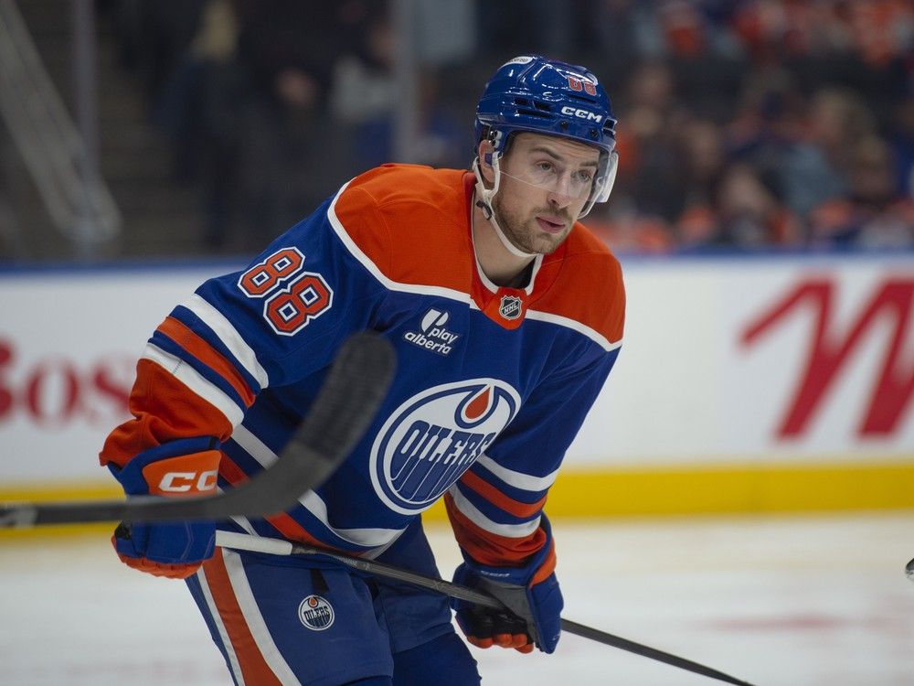 Big promotions: New Oilers attacker debuts on RNH line, Mangiapane ...