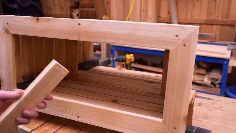 How to Turn Common Lumber into a Stylish Planter Bench