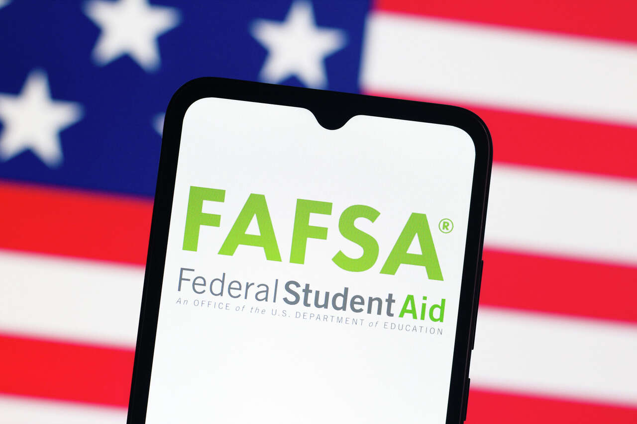 When does FAFSA open for 2026-27? Deadlines, requirements, and what to know