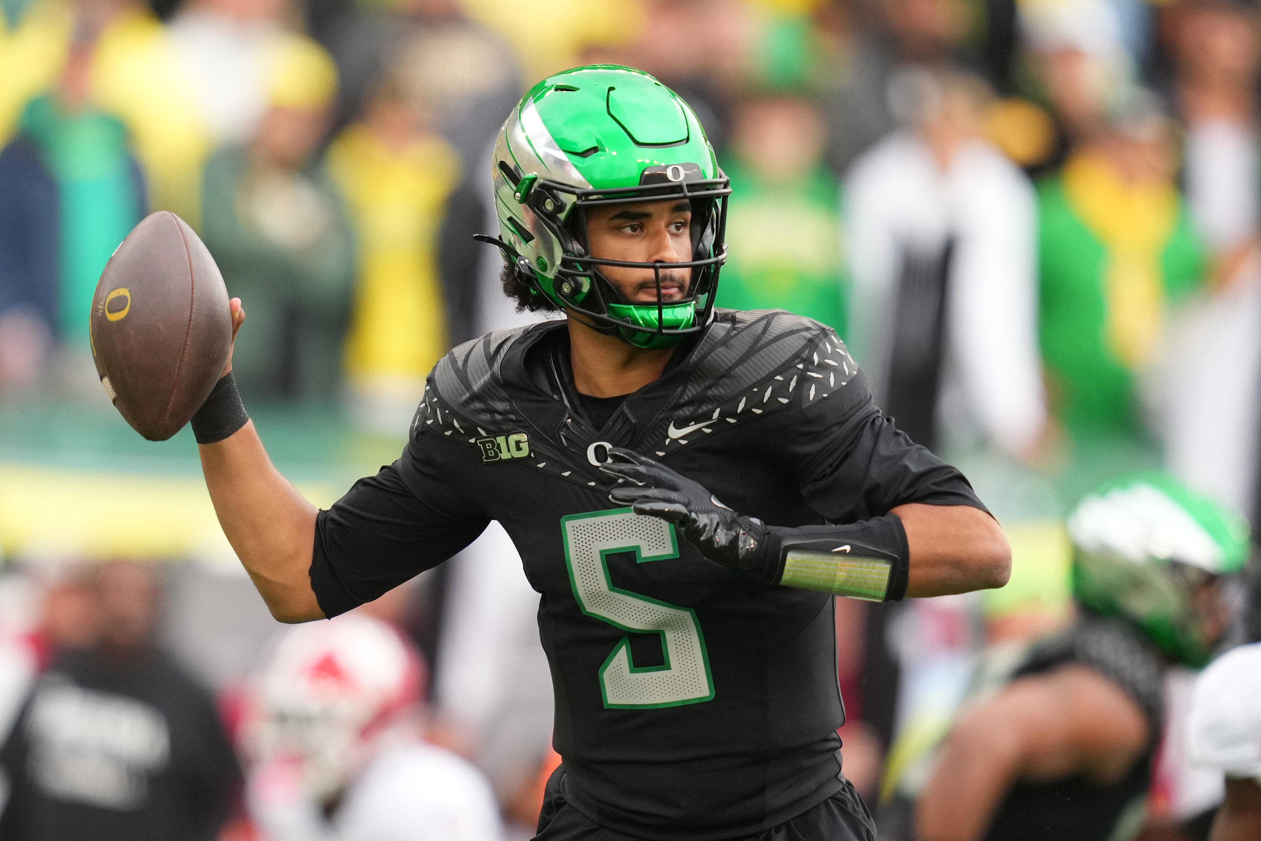Dan Lanning provides injury update on Oregon QB Dante Moore