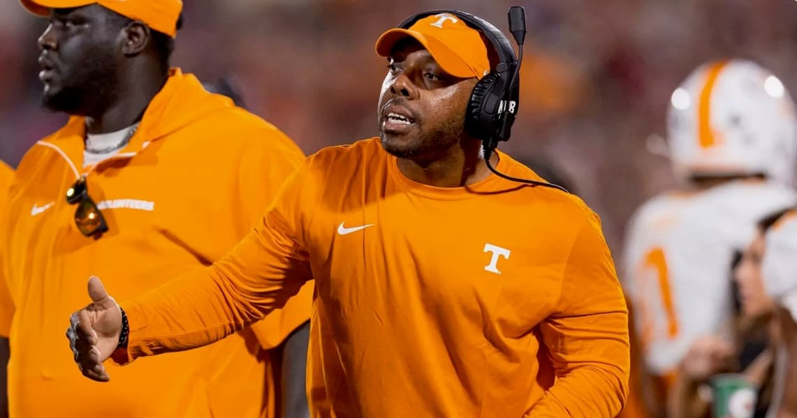 What Tennessee running backs coach De’Rail Sims said about DeSean Bishop