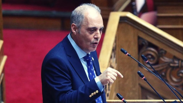 Στα Δικαστήρια Λάρισας ο Κυριάκος Βελόπουλος - Μάρτυρας στην υπόθεση ...