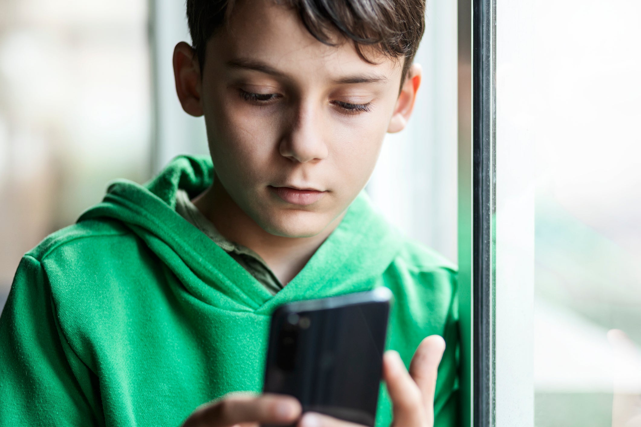 Social media is hurting your kid’s test scores, researchers say