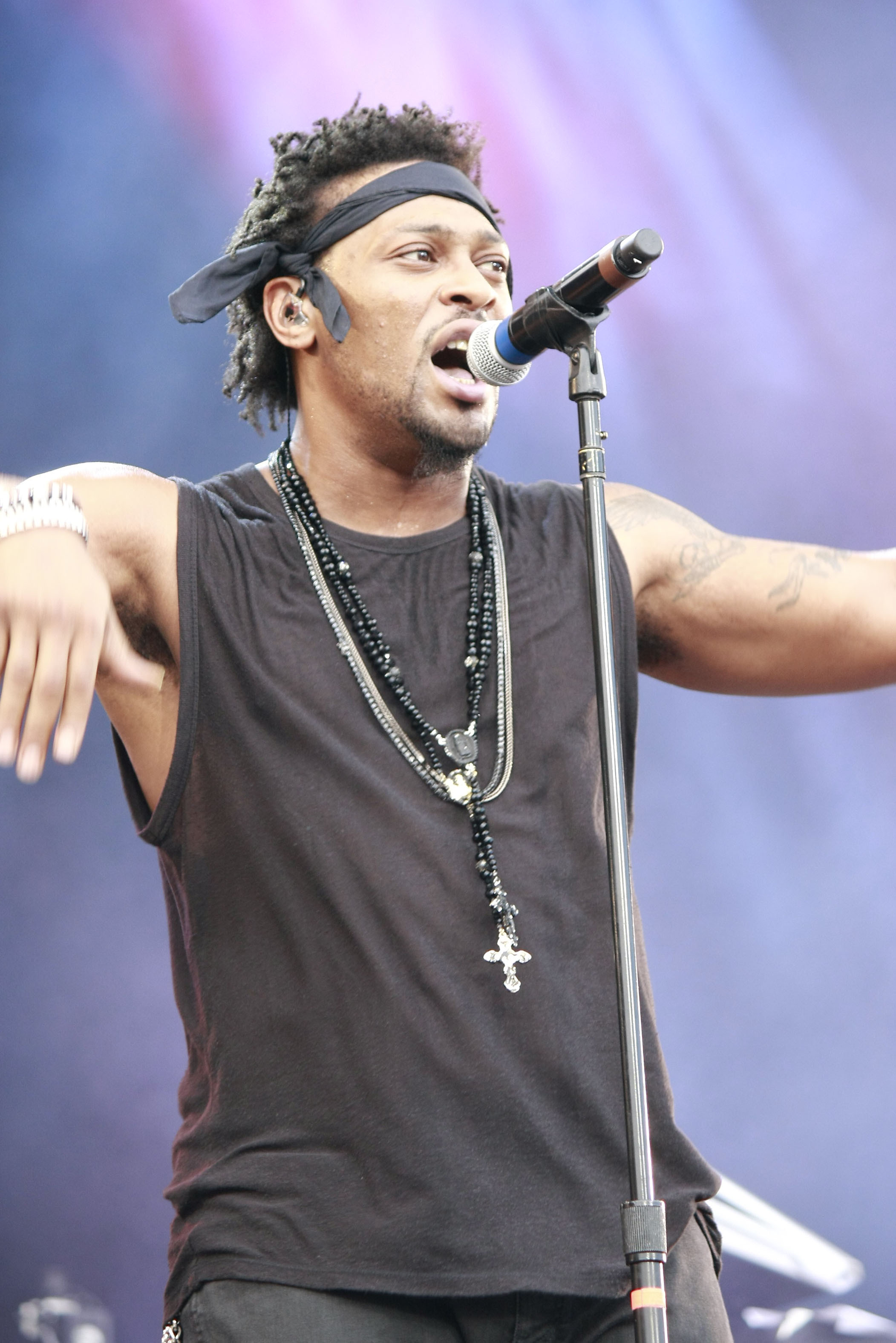 R&B icon D'Angelo dies aged 51