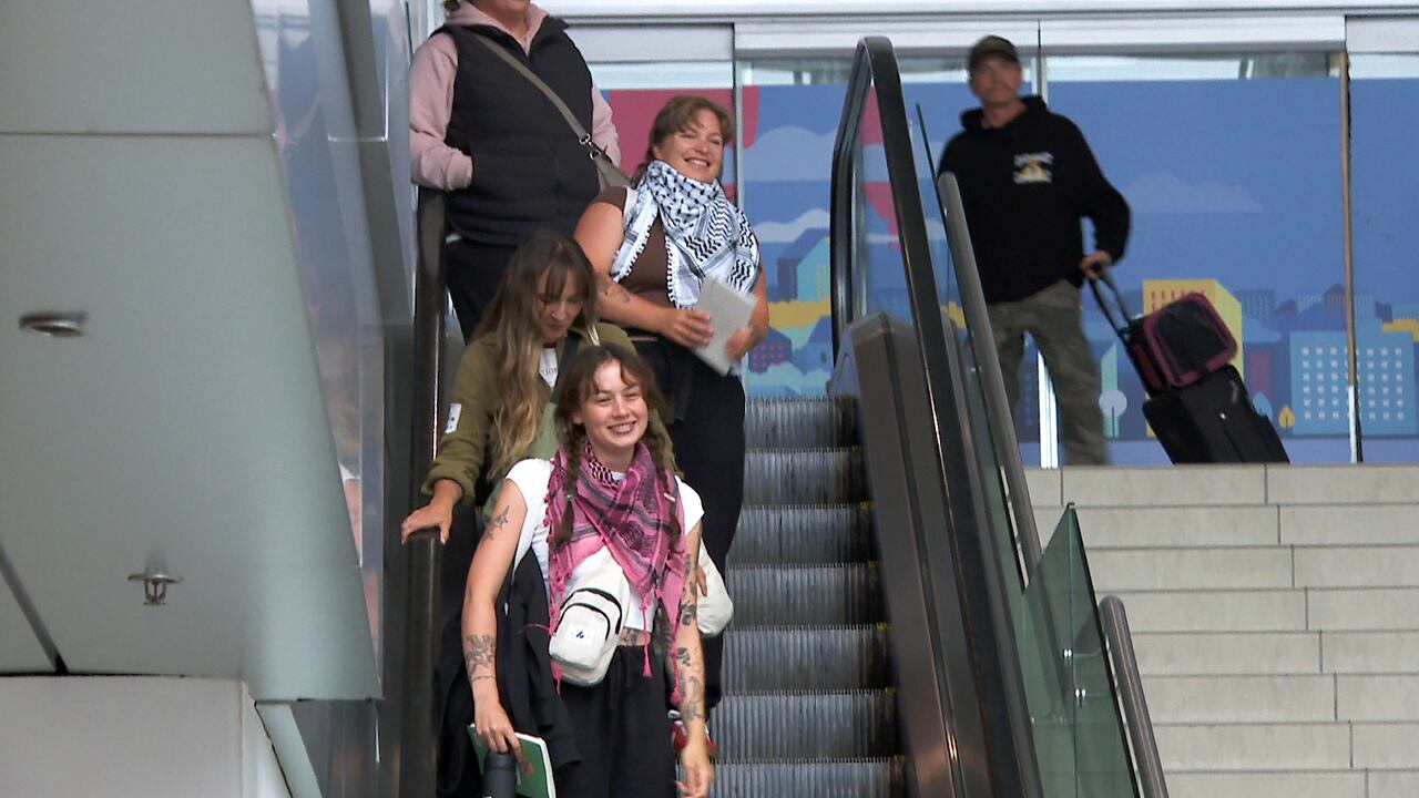 'We're back, but we're angry': Activists detained by Israel return home ...